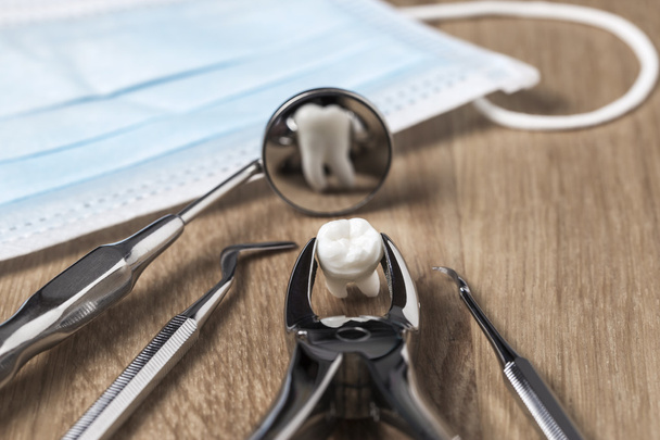 Extraccion de dientes y muelas en Houston | Clínica Gallardo